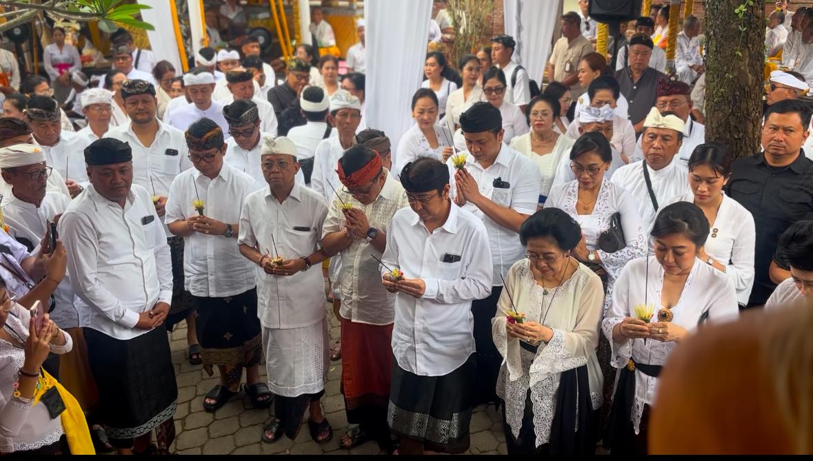 Pelebon Ida Pedanda Gede Sadhawa Jelantik Putra, – Kilas Bali